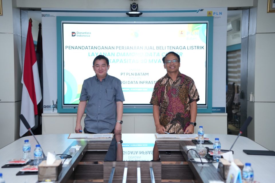 PLN Batam Teken MoU Penyediaan Listrik Premium dengan PT Teknologi Data ...